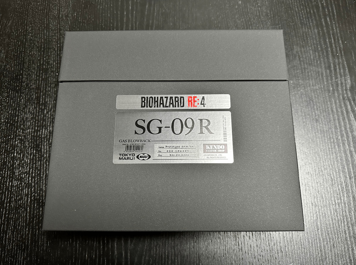 1680元！網友曬《生化4》裡昂限量SG-09R配槍模型！ - 遊戲狂
